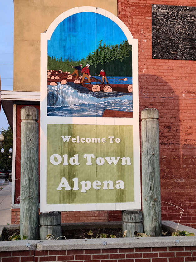 Random acts of painting | News, Sports, Jobs - The Alpena News